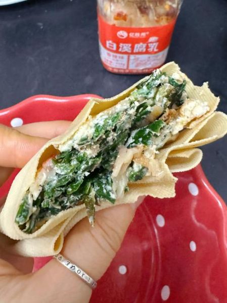 韭菜盒子热量高吗_韭菜盒子减肥能吃吗-第1张图片-山城妙识