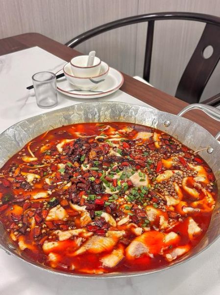 麻辣鱼怎么做才入味_整条麻辣鱼的做法和步骤-第1张图片-山城妙识