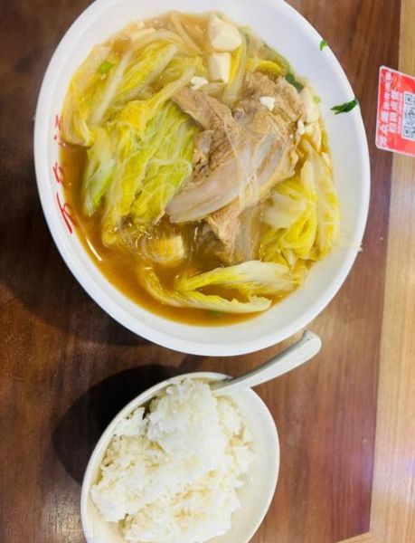 秘制排骨米饭怎么做_秘制排骨米饭加盟费多少钱-第3张图片-山城妙识