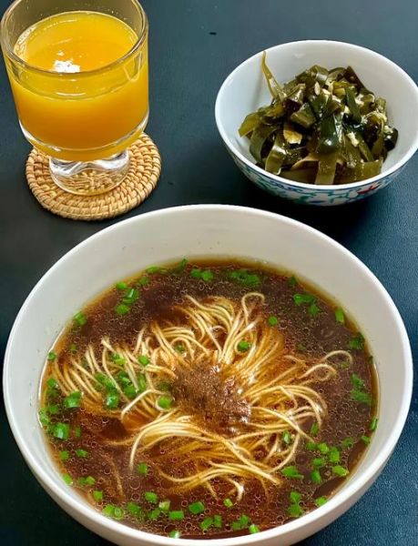 阳春面怎么做才好吃_阳春面的配料窍门-第1张图片-山城妙识 阳春面怎么做才好吃_阳春面的配料窍门-第1张图片-山城妙识