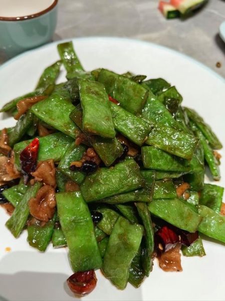 豆角炒肉怎么做_豆角炒肉图片大全-第2张图片-山城妙识