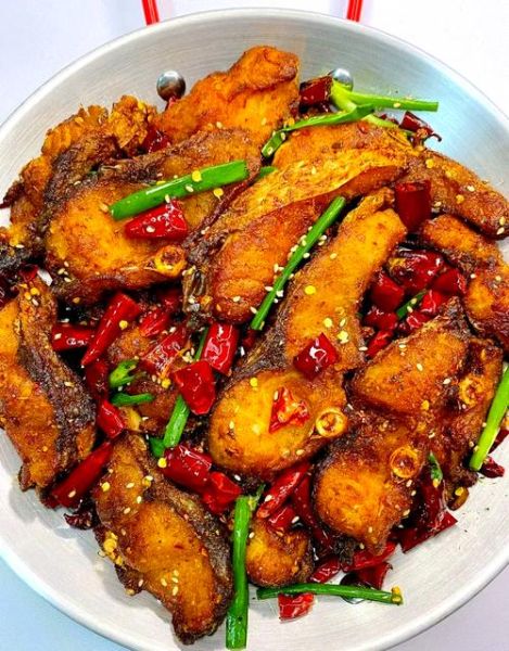 香辣鱼怎么做才入味_香辣鱼做法大全窍门-第2张图片-山城妙识