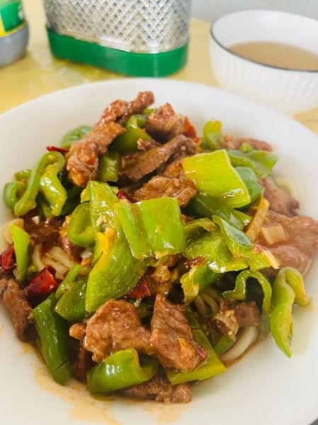 辣椒炒牛肉怎么做_辣椒炒牛肉用什么牛肉-第3张图片-山城妙识 辣椒炒牛肉怎么做_辣椒炒牛肉用什么牛肉-第3张图片-山城妙识