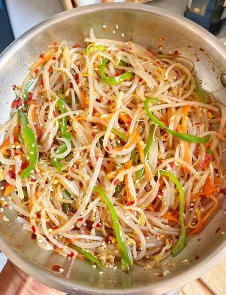 豆芽怎么凉拌好吃_豆芽凉拌要不要焯水-第1张图片-山城妙识 豆芽怎么凉拌好吃_豆芽凉拌要不要焯水-第1张图片-山城妙识