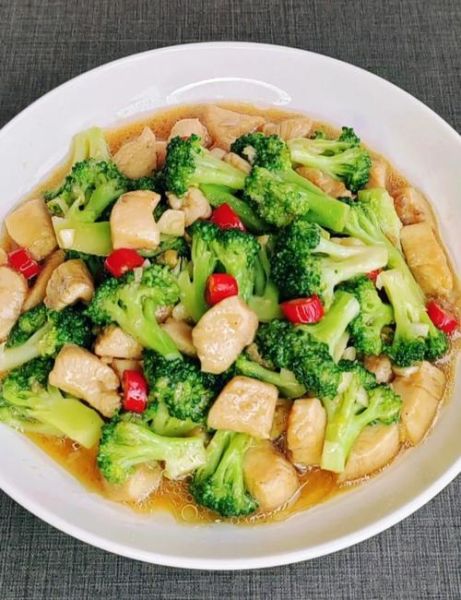 西兰花炒瘦肉怎么做_西兰花炒瘦肉怎么炒才嫩-第1张图片-山城妙识 西兰花炒瘦肉怎么做_西兰花炒瘦肉怎么炒才嫩-第1张图片-山城妙识