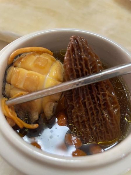 新鲜鲍鱼汤怎么炖最好_鲍鱼汤炖多久才嫩-第3张图片-山城妙识 新鲜鲍鱼汤怎么炖最好_鲍鱼汤炖多久才嫩-第3张图片-山城妙识