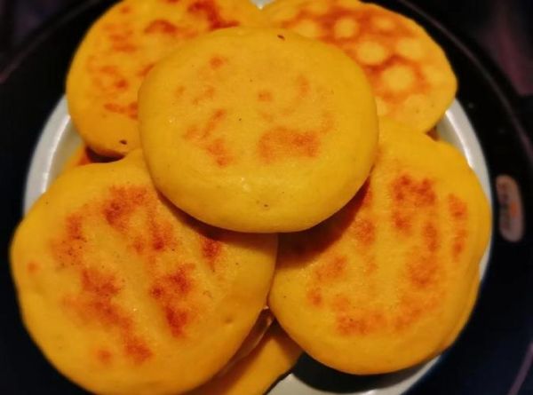 玉米面饼的做法电饼铛_玉米面饼怎么做不硬-第2张图片-山城妙识 玉米面饼的做法电饼铛_玉米面饼怎么做不硬-第2张图片-山城妙识