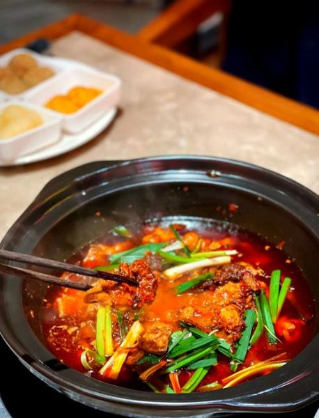 辣子鸡火锅怎么做_辣子鸡火锅视频窍门-第3张图片-山城妙识