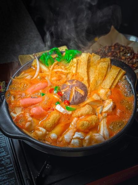 韩国泡菜锅煮什么好吃_泡菜锅必备食材推荐-第2张图片-山城妙识 韩国泡菜锅煮什么好吃_泡菜锅必备食材推荐-第2张图片-山城妙识