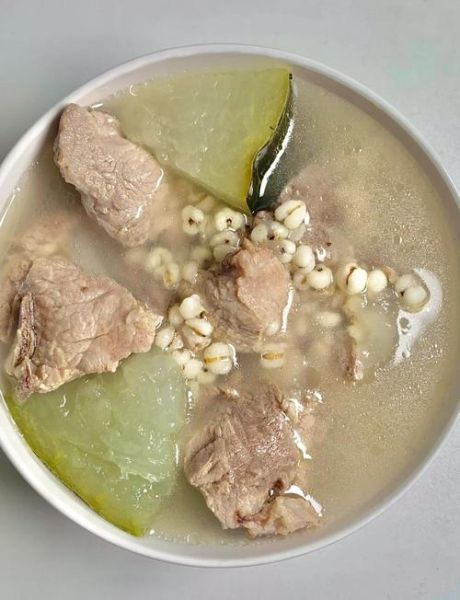 冬瓜猪骨汤怎么煲_冬瓜猪骨汤需要焯水吗-第1张图片-山城妙识 冬瓜猪骨汤怎么煲_冬瓜猪骨汤需要焯水吗-第1张图片-山城妙识