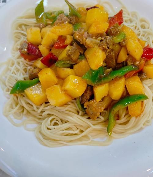 土豆牛肉面怎么做_家常做法步骤详解-第1张图片-山城妙识