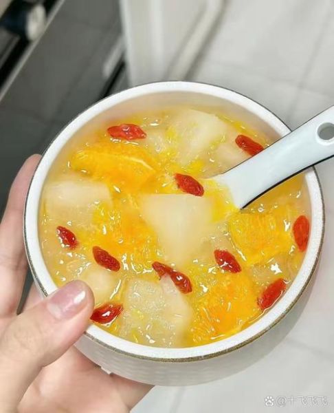 雪梨和银耳一起煮的功效_雪梨银耳汤能天天喝吗-第1张图片-山城妙识