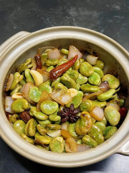 饭店油焖蚕豆怎么做_油焖蚕豆的做法窍门-第2张图片-山城妙识