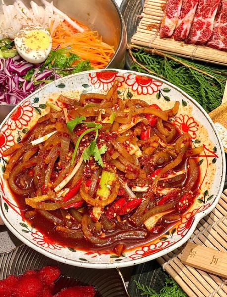 猪皮怎么做好吃_猪皮的家常做法-第1张图片-山城妙识