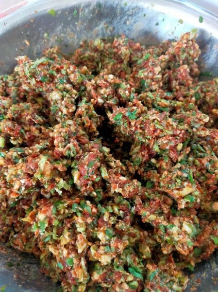 羊肉馅怎么调好吃_羊肉馅去腥增香技巧-第1张图片-山城妙识