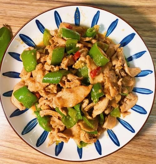 鸡脯肉怎么炒好吃又嫩_鸡脯肉炒嫩技巧-第1张图片-山城妙识