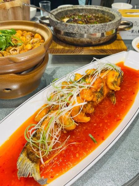 糖醋脆皮鱼怎么做_糖醋脆皮鱼的家常做法-第2张图片-山城妙识