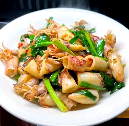 鲜鱿鱼怎么做好吃_鲜鱿鱼最简单的家常做法-第1张图片-山城妙识