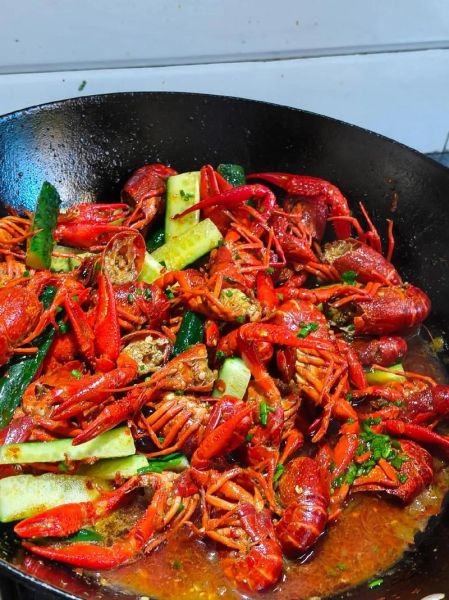 香辣小龙虾怎么做_香辣小龙虾的做法视频教程-第3张图片-山城妙识