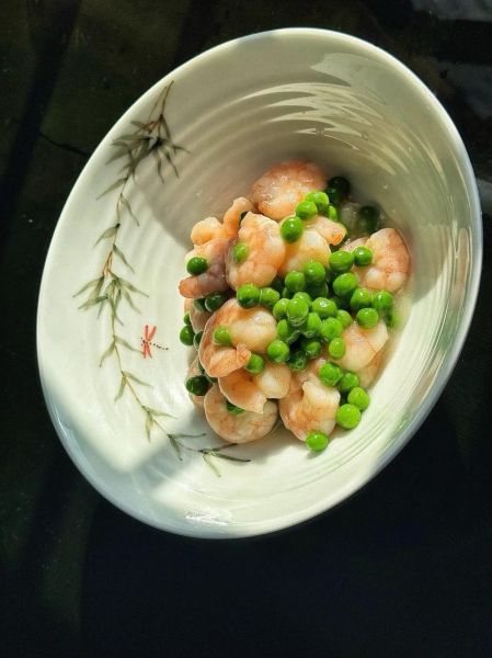 青豆虾仁怎么炒才嫩_青豆虾仁的家常做法-第2张图片-山城妙识