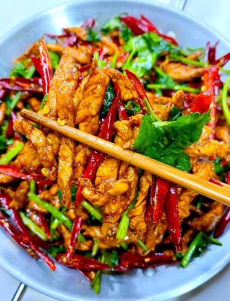 辣子炒肉丝怎么炒_辣子炒肉丝的家常做法-第1张图片-山城妙识 辣子炒肉丝怎么炒_辣子炒肉丝的家常做法-第1张图片-山城妙识