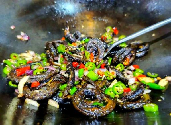 盘龙黄鳝怎么做_盘龙黄鳝的做法视频教程-第3张图片-山城妙识 盘龙黄鳝怎么做_盘龙黄鳝的做法视频教程-第3张图片-山城妙识