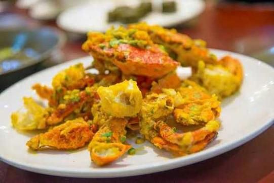 咸蛋黄焗蟹怎么做_咸蛋黄焗蟹用哪种蟹最好-第3张图片-山城妙识