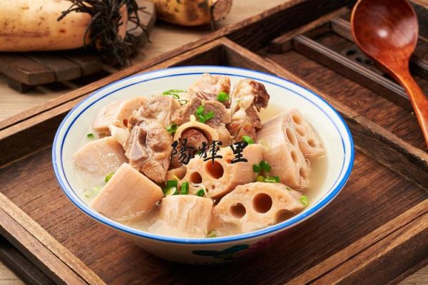 莲藕排骨汤是哪里的菜_正宗做法-第2张图片-山城妙识 莲藕排骨汤是哪里的菜_正宗做法-第2张图片-山城妙识