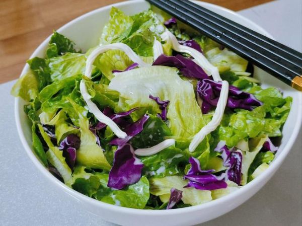 蔬菜沙拉怎么做才好吃_蔬菜沙拉用什么酱最好-第2张图片-山城妙识 蔬菜沙拉怎么做才好吃_蔬菜沙拉用什么酱最好-第2张图片-山城妙识