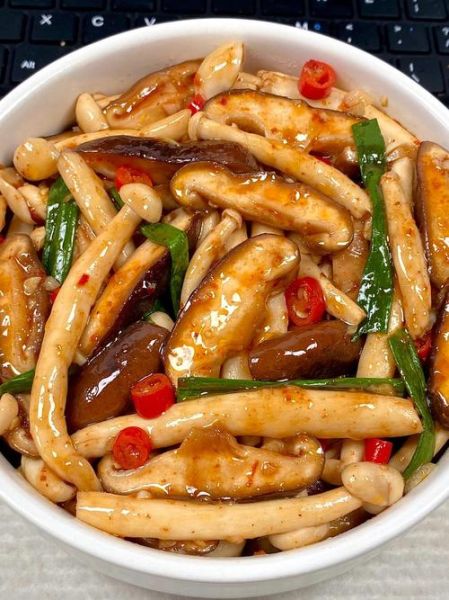 香菇怎么炒好吃又简单_香菇炒多久才熟-第3张图片-山城妙识 香菇怎么炒好吃又简单_香菇炒多久才熟-第3张图片-山城妙识