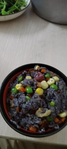 黑米饭怎么煮_黑米饭减肥功效-第3张图片-山城妙识