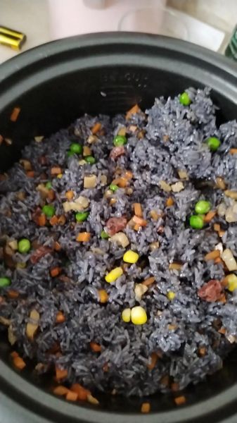 黑米饭怎么煮_黑米饭减肥功效-第2张图片-山城妙识