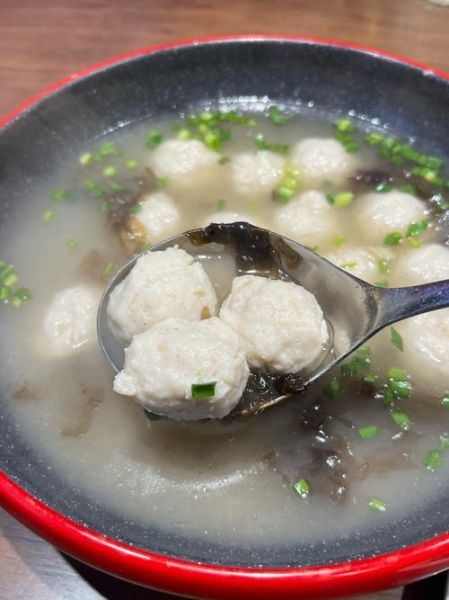 鲅鱼丸子汤怎么做_鲅鱼丸子汤的家常做法-第1张图片-山城妙识