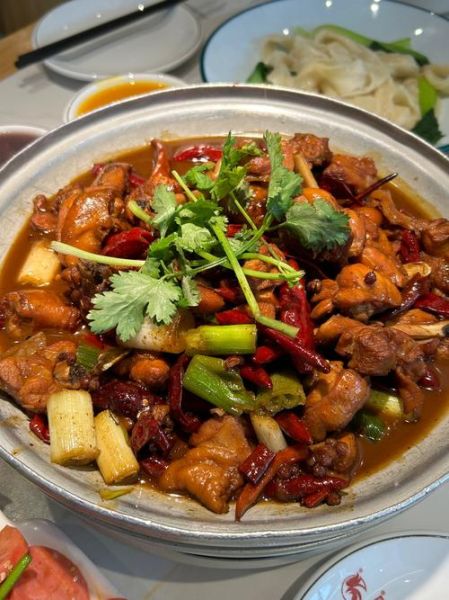 鲜炒大盘鸡怎么做_鲜炒大盘鸡正宗做法-第1张图片-山城妙识