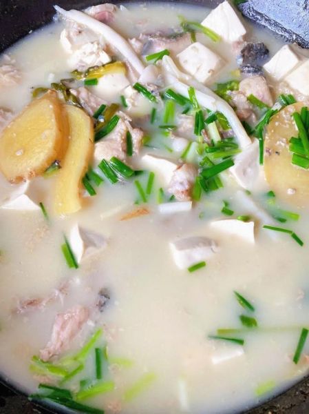 黑鱼汤怎么炖才白_黑鱼汤去腥技巧-第1张图片-山城妙识