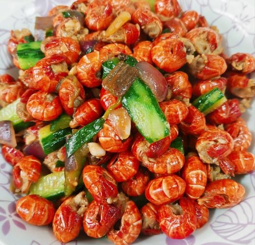 麻辣虾尾怎么炒_麻辣虾尾炒多久才入味-第1张图片-山城妙识