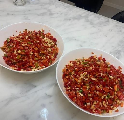 剁辣椒怎样做好吃又耐放_剁辣椒保存一年不坏的方法-第2张图片-山城妙识