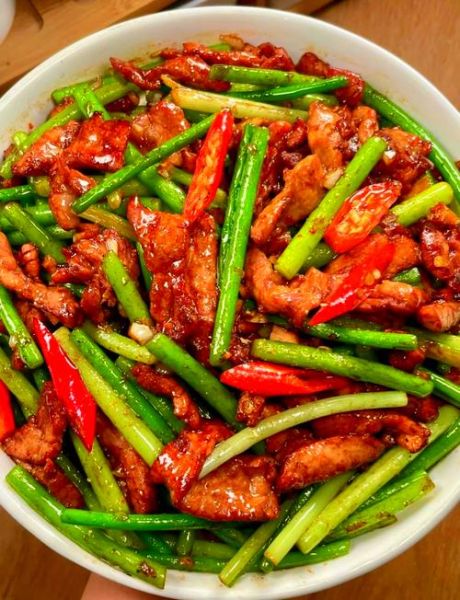 蒜台炒肉怎么做好吃_蒜台炒肉家常做法-第1张图片-山城妙识 蒜台炒肉怎么做好吃_蒜台炒肉家常做法-第1张图片-山城妙识