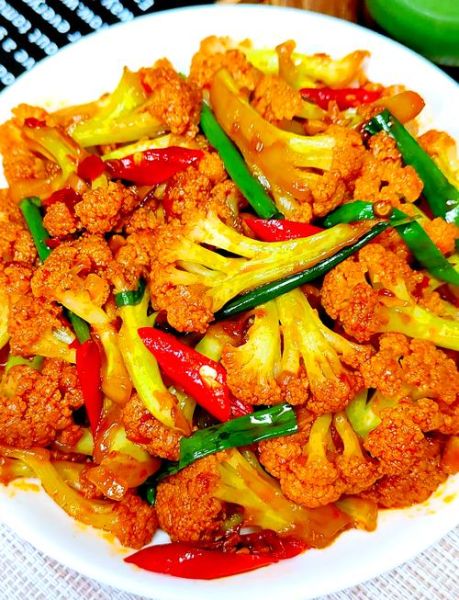 素炒干煸花菜怎么做_干煸花菜要不要焯水-第1张图片-山城妙识 素炒干煸花菜怎么做_干煸花菜要不要焯水-第1张图片-山城妙识