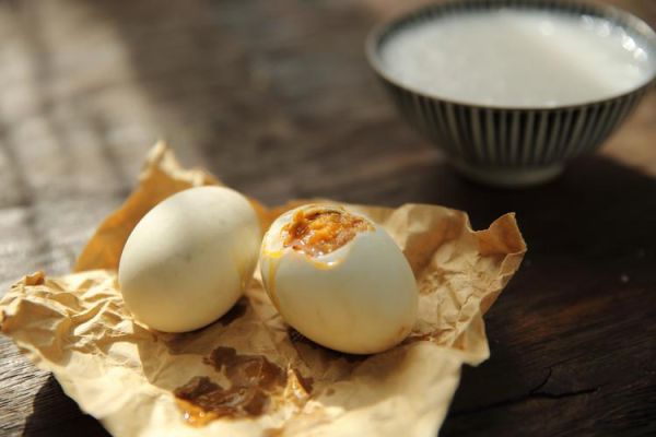 鸭蛋降血压是真的吗_吃鸭蛋能降血压吗-第3张图片-山城妙识