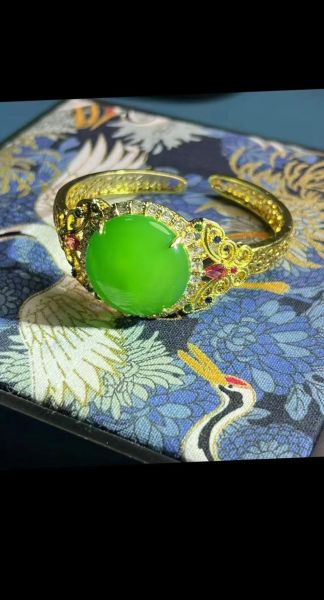 鸡血石手镯怎么鉴别真假_鸡血石手镯价格多少钱-第3张图片-山城妙识