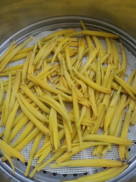 黄花菜直接晒干可以吗_如何正确晾晒黄花菜-第1张图片-山城妙识