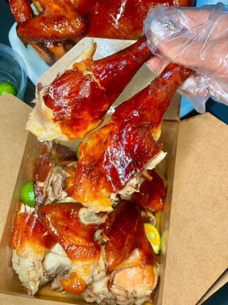 烤鸡的做法视频_如何烤出外皮酥脆的鸡-第1张图片-山城妙识