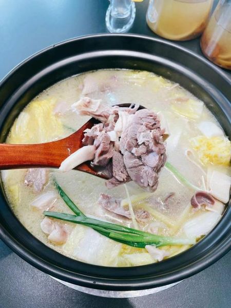 鹅肉炖汤放什么好吃_鹅汤搭配食材推荐-第1张图片-山城妙识 鹅肉炖汤放什么好吃_鹅汤搭配食材推荐-第1张图片-山城妙识