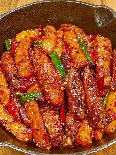 红烧鸡翅炖土豆怎么做_红烧鸡翅炖土豆的家常做法-第1张图片-山城妙识 红烧鸡翅炖土豆怎么做_红烧鸡翅炖土豆的家常做法-第1张图片-山城妙识