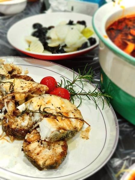 香煎银鳕鱼怎么做_香煎银鳕鱼用黄油还是橄榄油-第2张图片-山城妙识