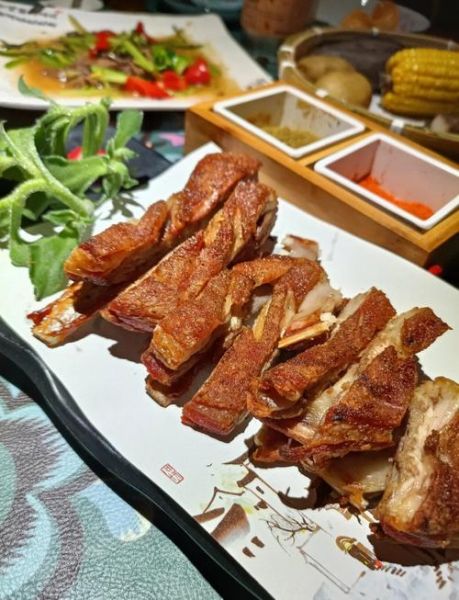 馕坑烤肉怎么做_馕坑烤肉和普通烤肉区别-第3张图片-山城妙识 馕坑烤肉怎么做_馕坑烤肉和普通烤肉区别-第3张图片-山城妙识