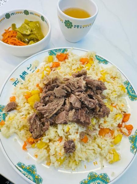 手抓饭是哪个民族的节日_新疆手抓饭来历-第1张图片-山城妙识 手抓饭是哪个民族的节日_新疆手抓饭来历-第1张图片-山城妙识