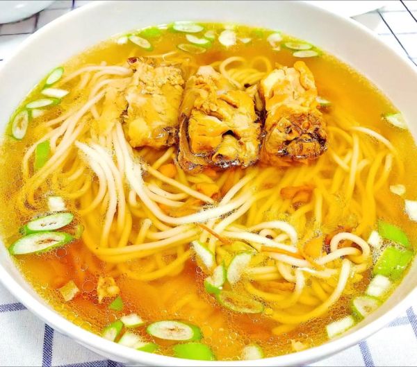 鸡汤面条怎么做好吃_家常鸡汤面条简单做法-第1张图片-山城妙识 鸡汤面条怎么做好吃_家常鸡汤面条简单做法-第1张图片-山城妙识