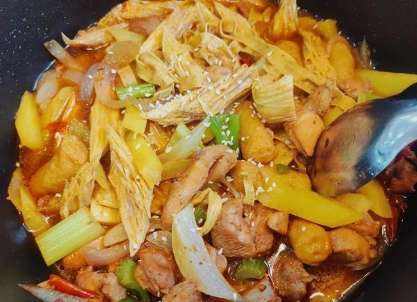 鸡公煲怎么做才正宗_正宗鸡公煲配方揭秘-第2张图片-山城妙识